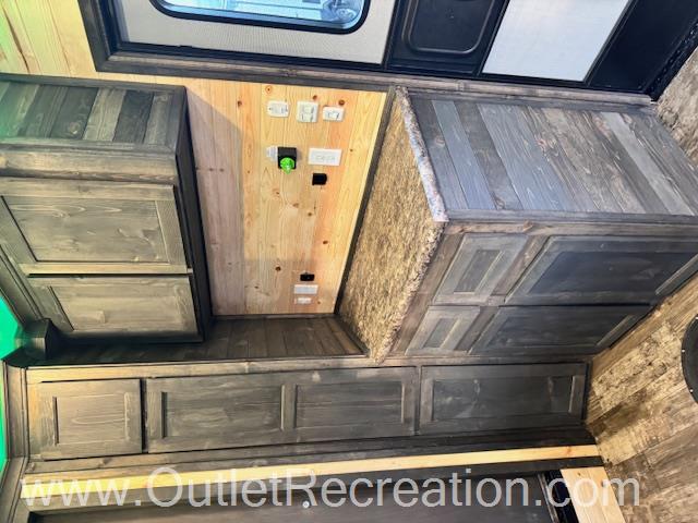 New 2025 Ice Castle Fish Houses OUTLANDER RV II 8X17 Fish House