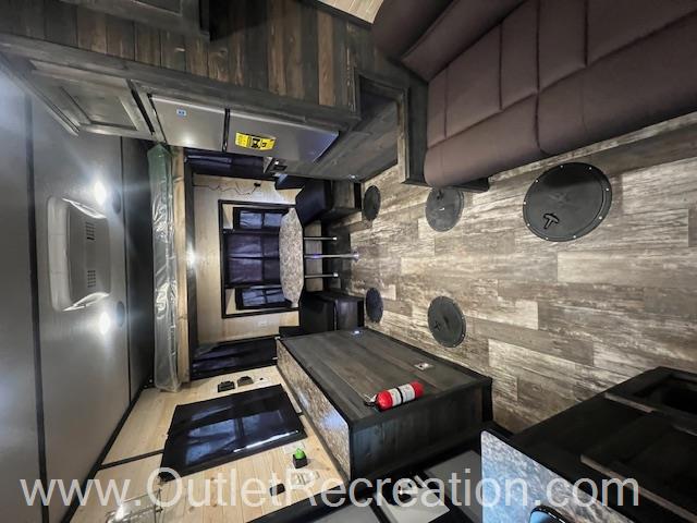 New 2026 Ice Castle Fish Houses Recreation Series 8X17 Fish House