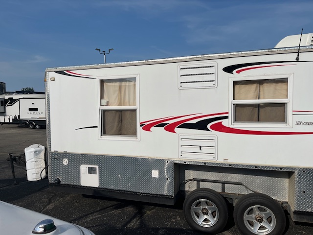 Used 2016 Ice Castle Fish Houses RV Edition 8x21 Fish House