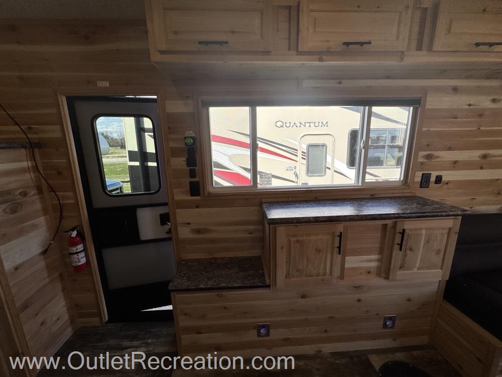 New 2026 Ice Castle Fish Houses RV Extreme III 8X21 Fish House