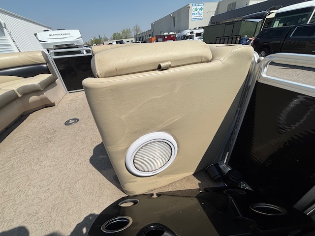 Used 2012 Harris Sunliner 220 FC Pontoon