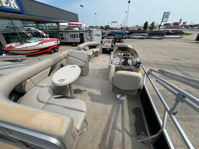 Used 2012 SmokerCraft SunChaser 8522 Pontoon